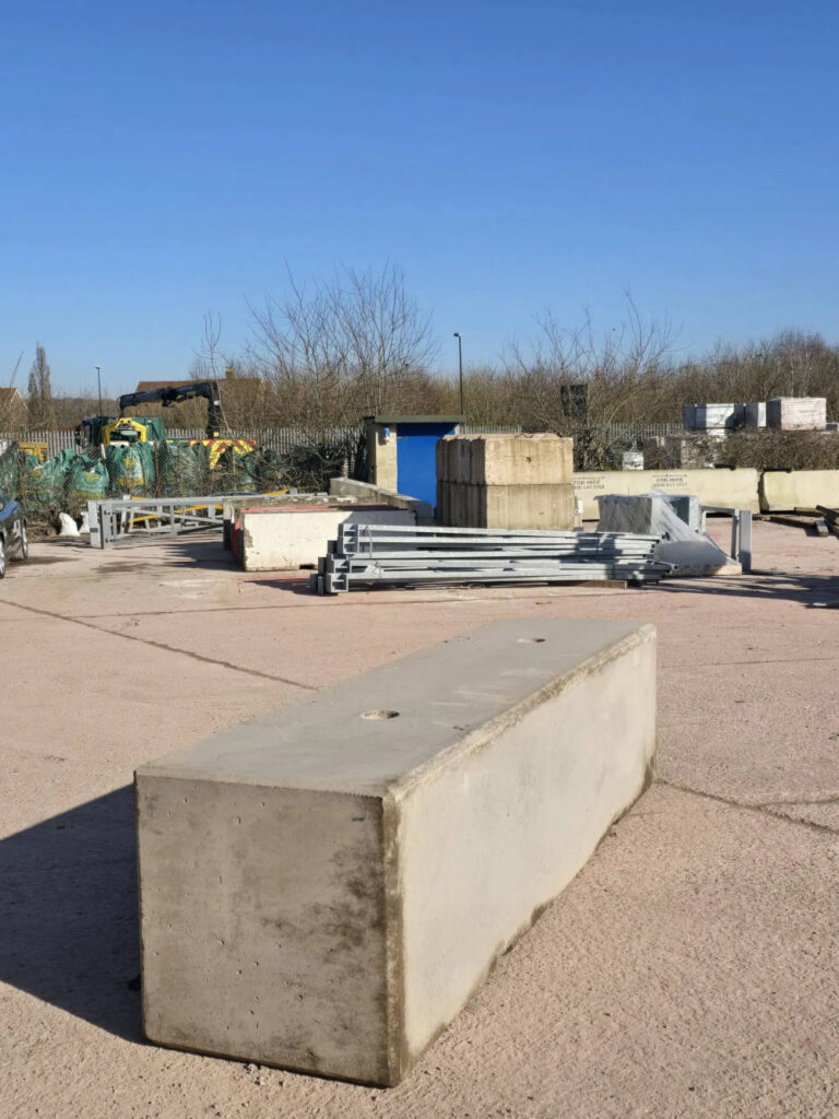 3m 5 Tonne Concrete Blocks | Maltaward