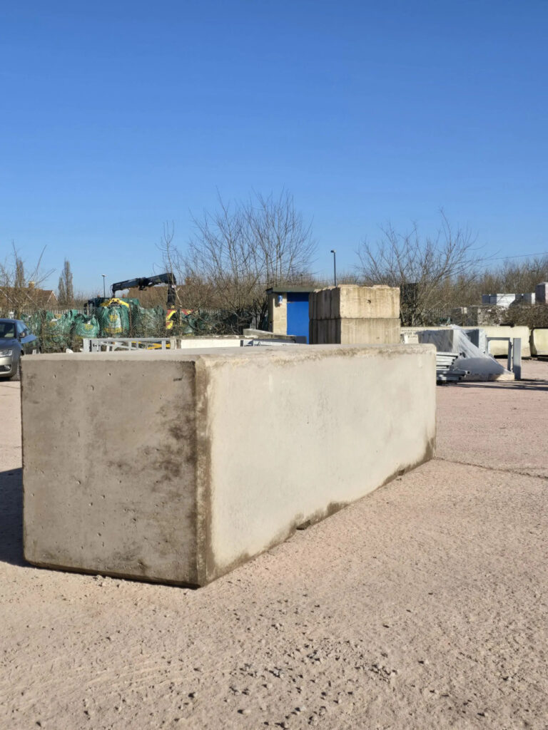 3m 5 Tonne Concrete Blocks | Maltaward